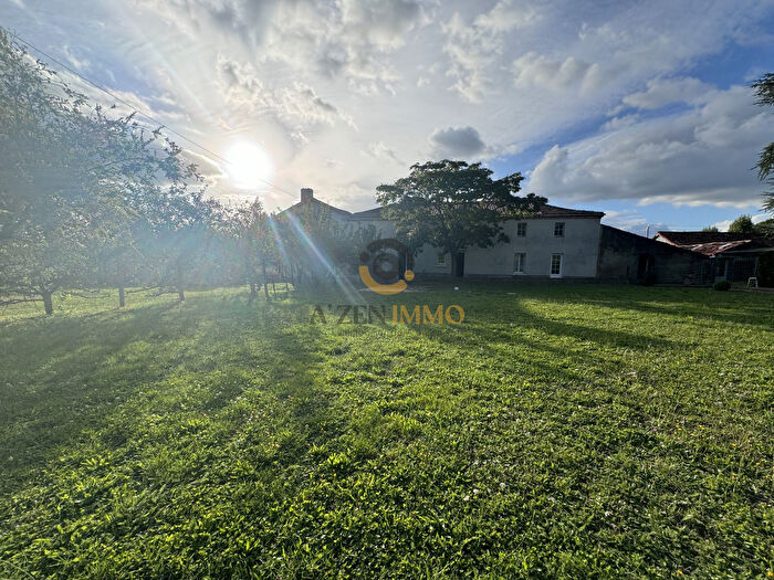 Maison à vendre - Boismé - 10 pièces - 3 chambres