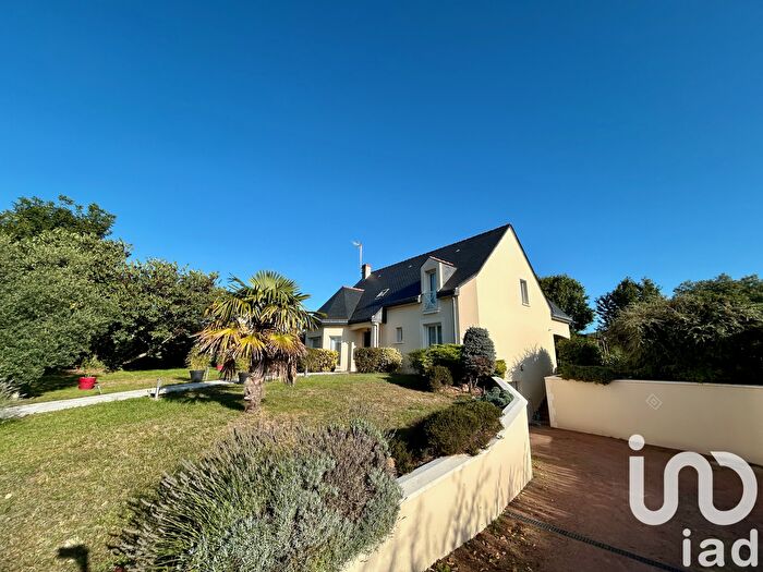 Maison à vendre - Neuillé - 6 pièces - 5 chambres