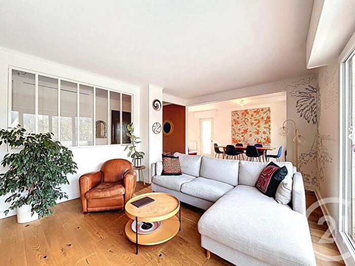 Appartement à vendre - Chatou, Est - 4 pièces - 3 chambres