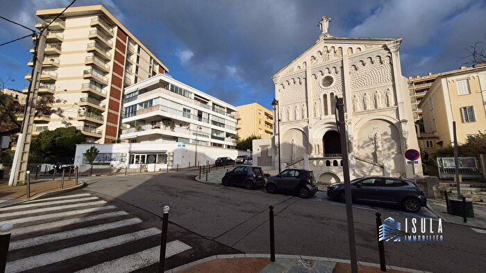 Appartement à louer - Balestrino, Ajaccio - 1 pièce