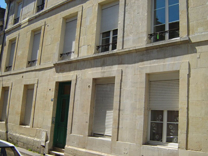 Appartement à louer - Reims, Barbâtre - 1 pièce