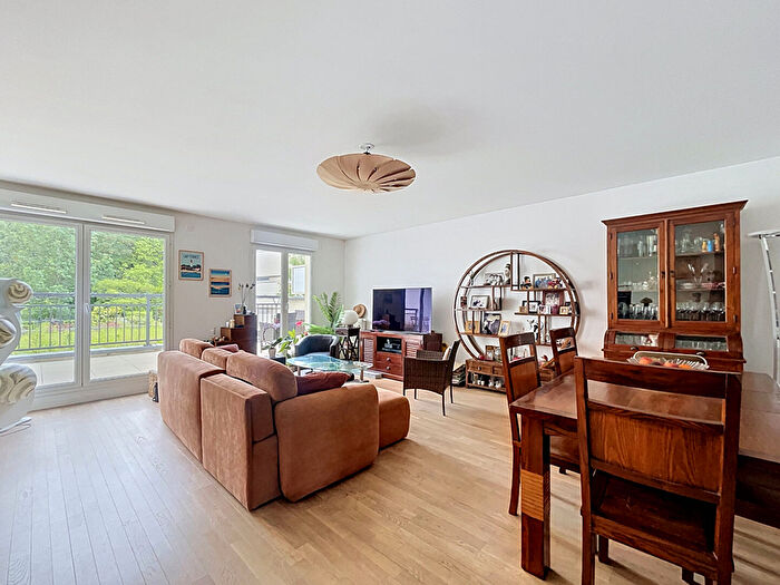 Le Plessis-Robinson, Coteau : Appartement 6 pièces à vendre