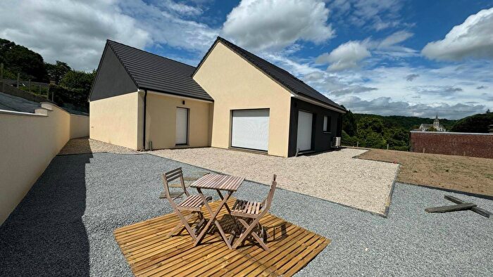 Maison à louer - Saint-Antoine-la-Forêt - 4 pièces - 3 chambres