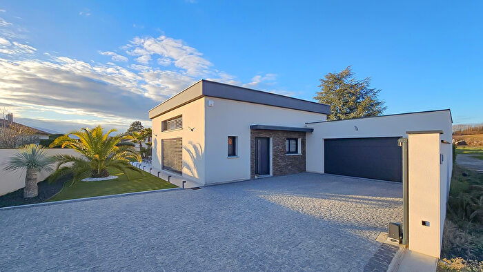 Maison à vendre - Roussillon - 5 pièces - 3 chambres