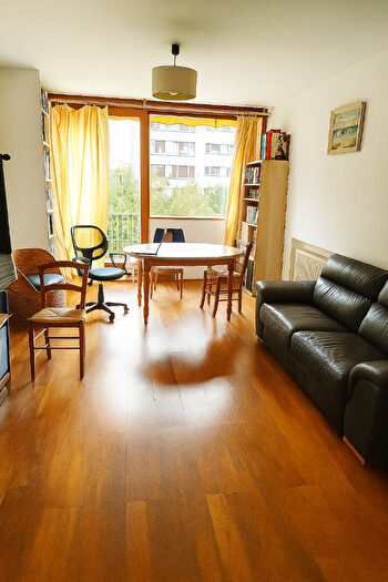 Appartement à vendre - Paris e , Auteuil-Nord, Jasmin, Mirabeau - 3 pièces - 2 chambres