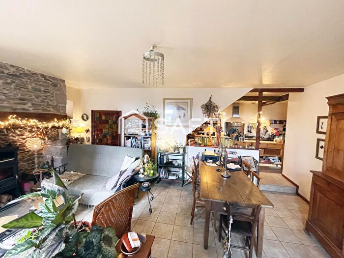 Maison à vendre - Voutezac - 5 pièces - 3 chambres