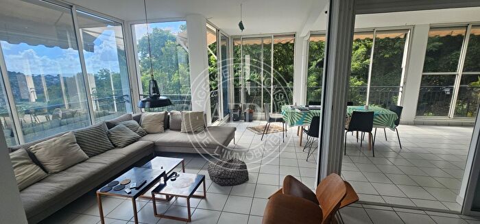 Appartement à vendre - Fort-de-France - 3 pièces - 2 chambres