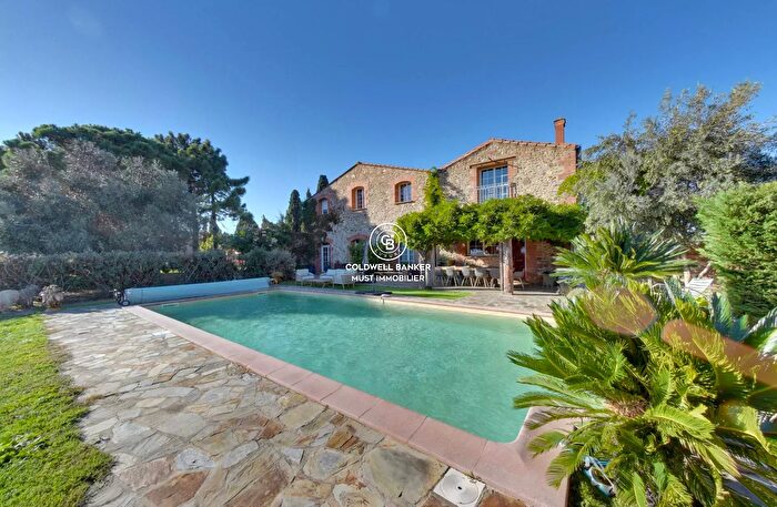 Maison à vendre - Thuir - 6 pièces - 5 chambres