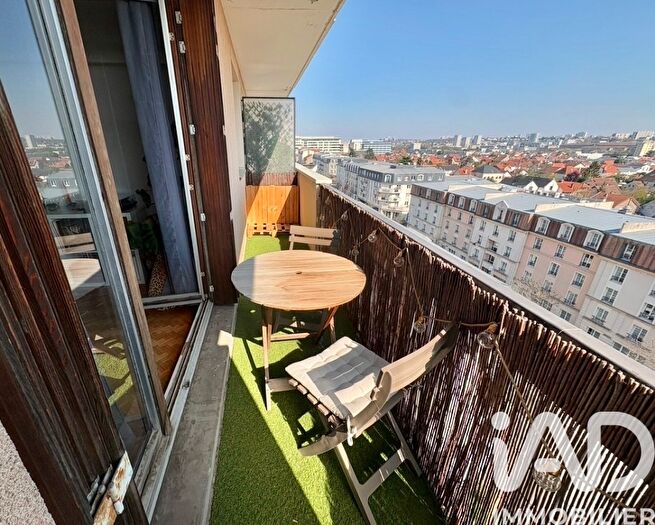 Appartement 1 pièce à Antony, Croix de Berny, à vendre