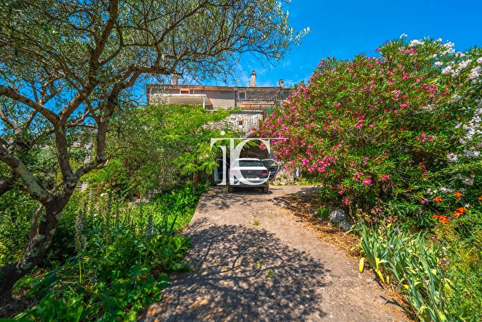 Maison à vendre - Saint-Paul-le-Jeune - 5 pièces - 3 chambres