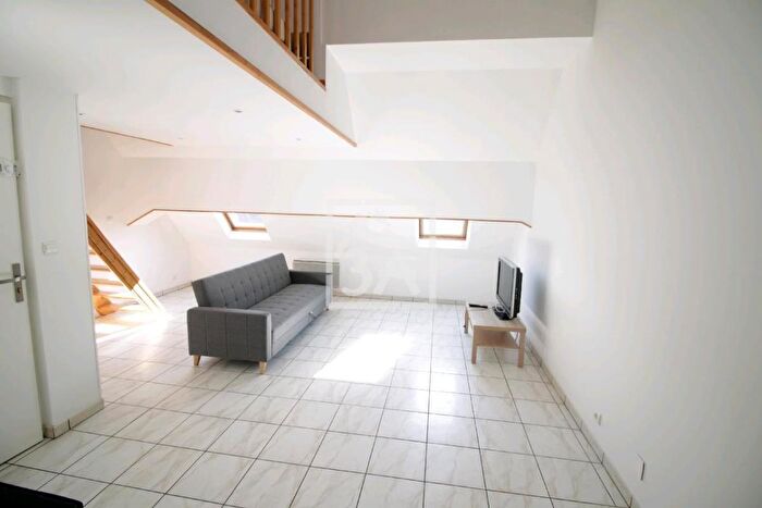 Appartement à louer - Calais - 2 pièces - 1 chambre