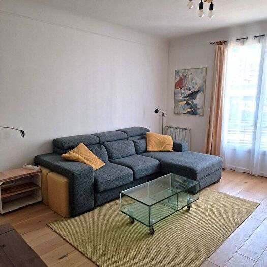 Espaces Jeunes, Issy-les-Moulineaux - Appartement 2 pièces à louer