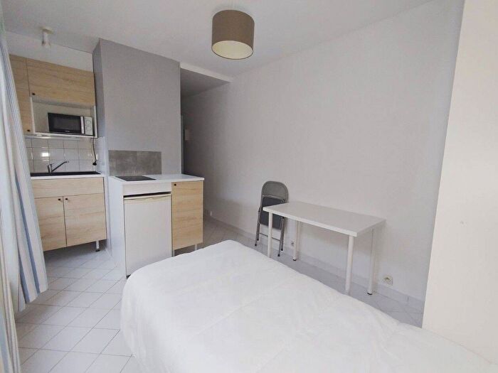 Saint Maurice, Amiens : Appartement 1 pièce à louer