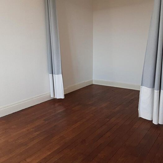 Appartement à louer - Lyon e , Monchat - 1 pièce