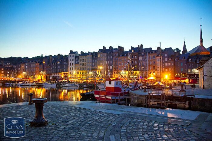 Appartement à vendre - La Rivière-Saint-Sauveur - 2 pièces - 1 chambre