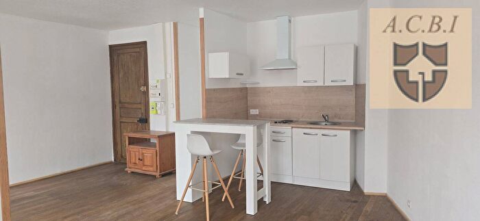 Maison 2 pièces à louer à Oucques La Nouvelle