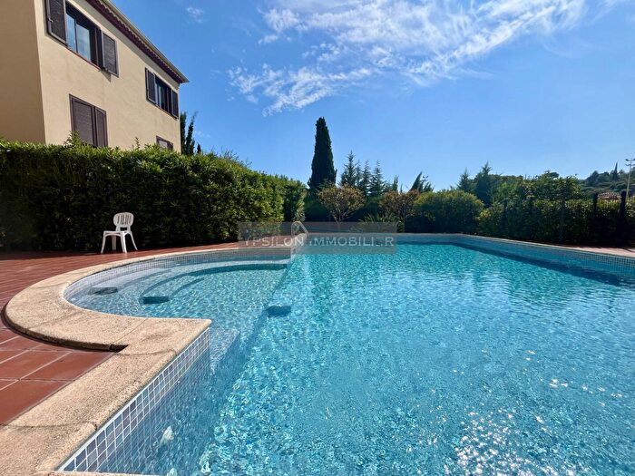 Appartement à louer - Roquebrune-Cap-Martin - 1 pièce