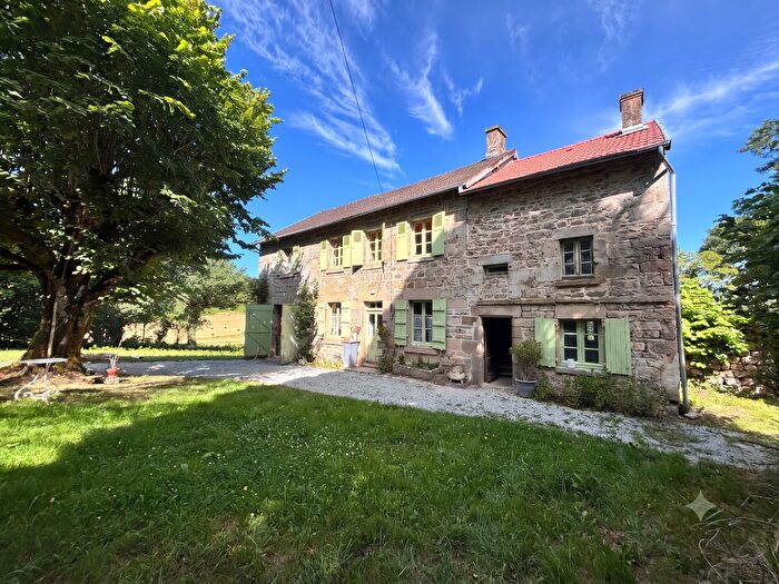 Maison 10 pièces à Saint-Pierre-Bellevue, à vendre