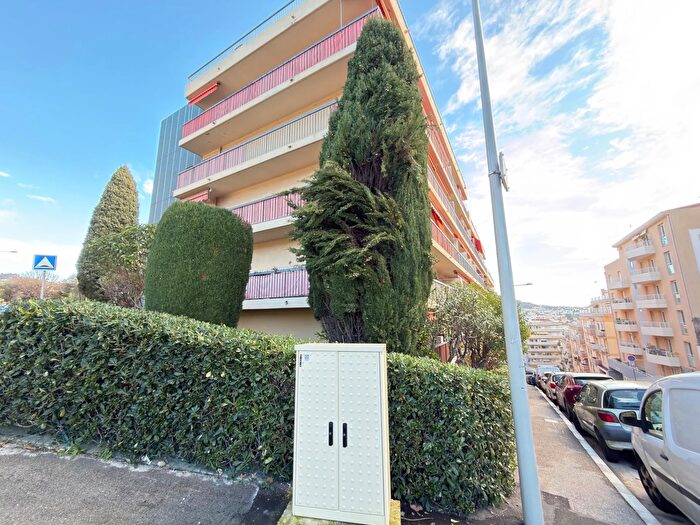 Appartement à vendre - Nice, Saint-Sylvestre - 2 pièces - 1 chambre