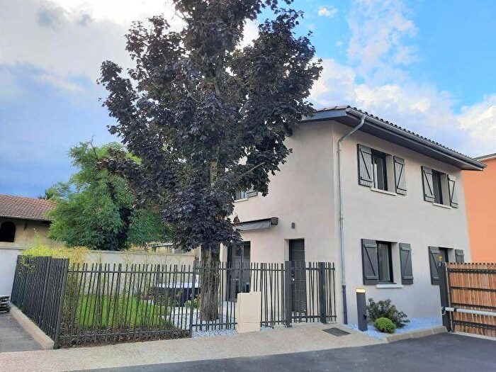 Maison à louer - Vurey, Genas - 4 pièces - 3 chambres