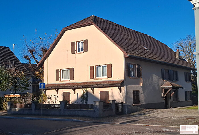 Maison à vendre - Zillisheim - 9 pièces - 6 chambres