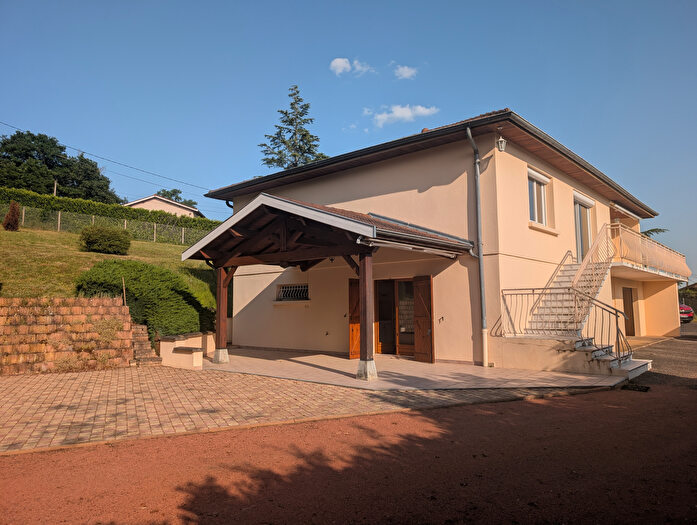 Maison 6 pièces à vendre à Ternand