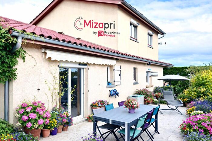 Maison à vendre - Saint-Laurent-de-Chamousset - 7 pièces - 6 chambres