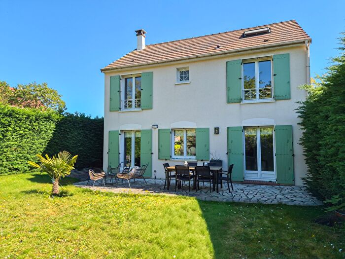Maison 6 pièces à vendre à Nozay