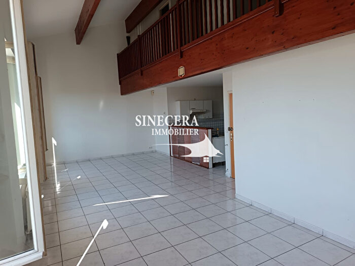 Maison à vendre - Ribérac - 8 pièces - 3 chambres