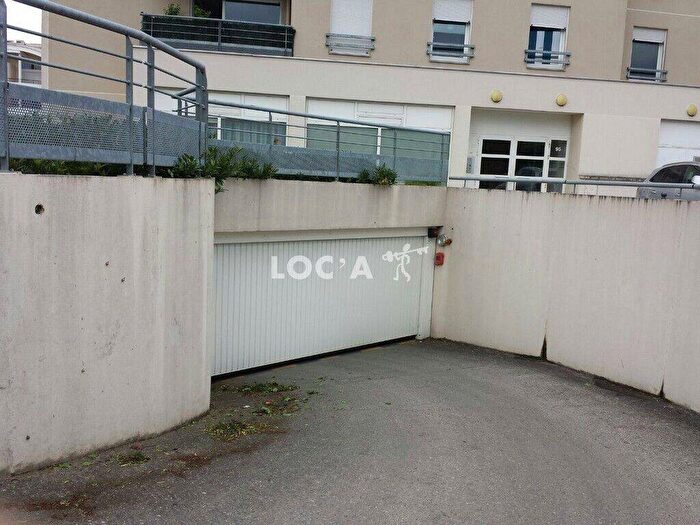 Craponne : Appartement 4 pièces à louer