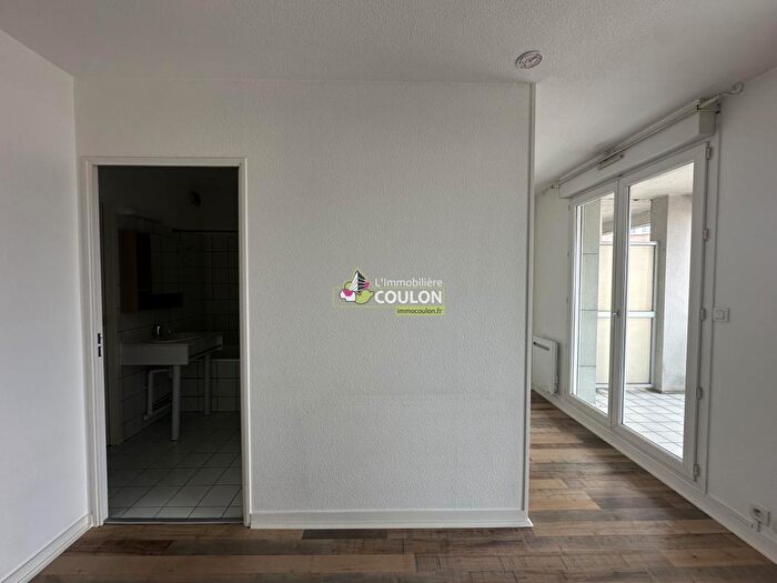 Appartement à louer - Clermont-Ferrand, Herbet, Brezet, Saint-Jean - 1 pièce