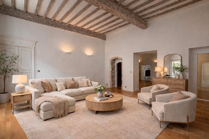 Appartement à vendre - Montauban, Centre-ville - 6 pièces - 3 chambres