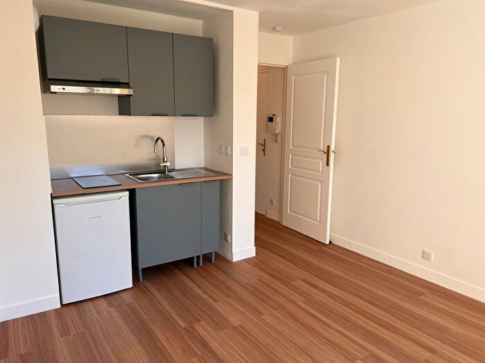 Appartement 1 pièce à Pontoise, Centre-ville, à vendre