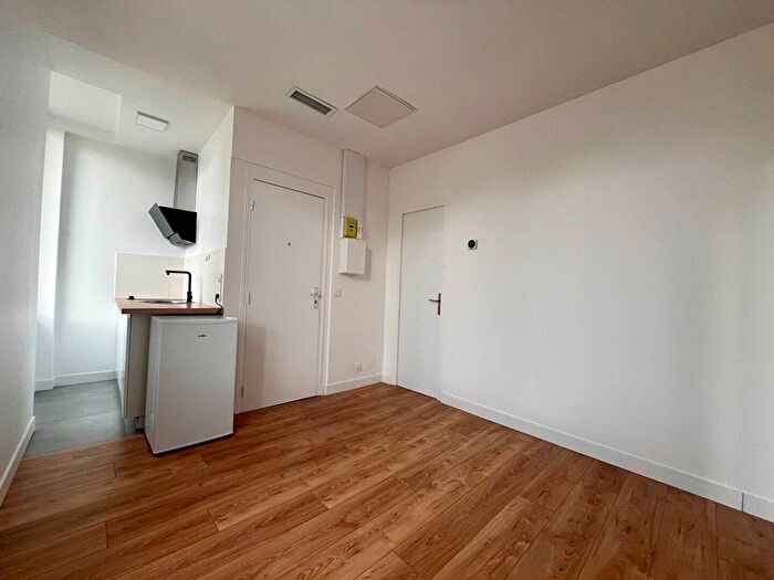 Appartement à louer - Trois Cités, Poitiers - 2 pièces - 1 chambre