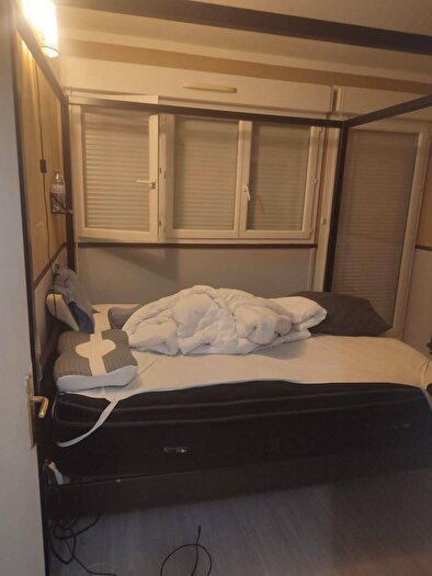 Appartement à louer - Aubergenville - 3 pièces - 2 chambres