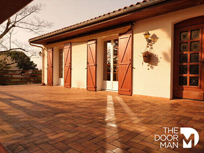 Maison à vendre - La Crèche - 5 pièces - 3 chambres