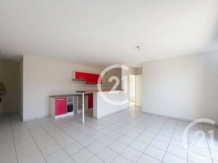 Appartement à louer - Saint-Sulpice-la-Pointe - 2 pièces - 1 chambre