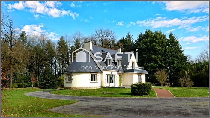 Maison à vendre - Vitré, Centre-ville - 7 pièces - 5 chambres