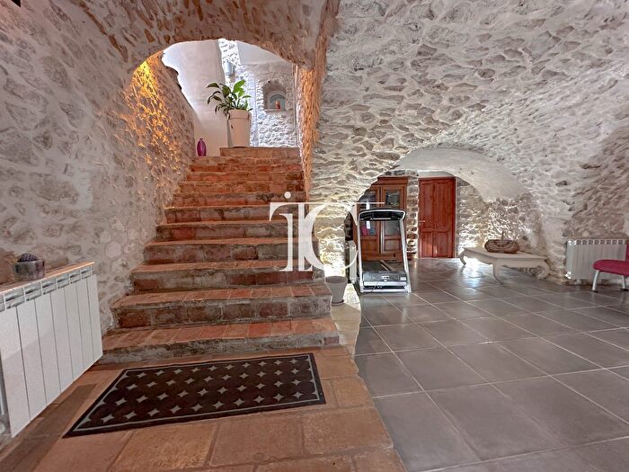Saint-Victor-de-Malcap - Maison 5 pièces à vendre