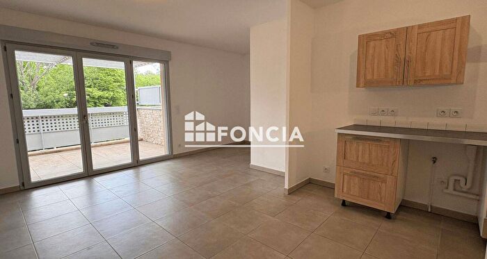 Appartement 2 pièces à L'Isle-sur-la-Sorgue, à louer