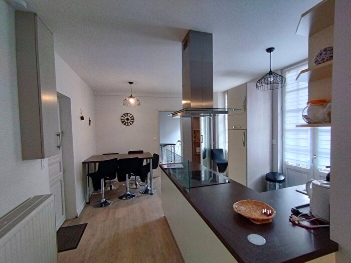 Appartement à louer - La Bourboule - 3 pièces - 2 chambres