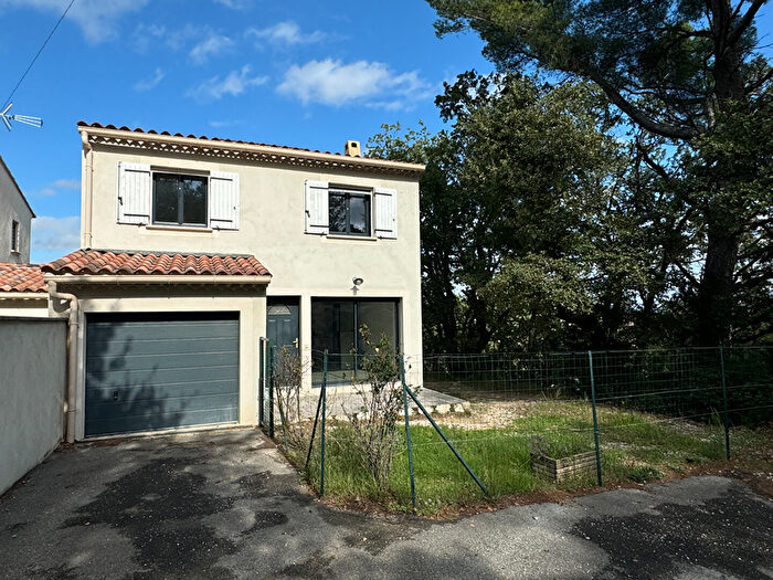 Maison à louer - Châteauneuf-de-Gadagne - 4 pièces - 3 chambres