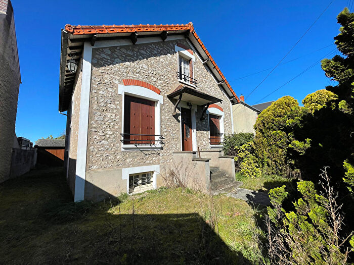 Maison 4 pièces à Pussay, à vendre