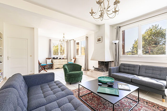 Maison 10 pièces à vendre à Saint-Germain-en-Laye, Pontel, Schnapper, Sous-préfecture