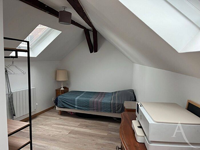 Centre Ville, Les Mureaux : Appartement à louer