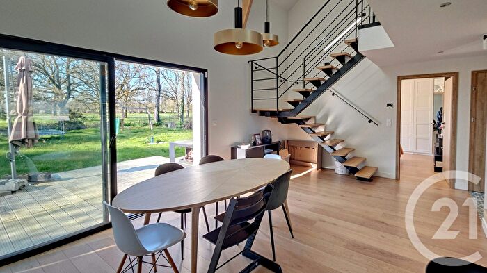 Maison à vendre - Theix - 5 pièces - 3 chambres