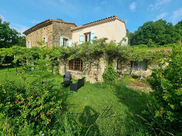Maison 6 pièces à vendre à Comps