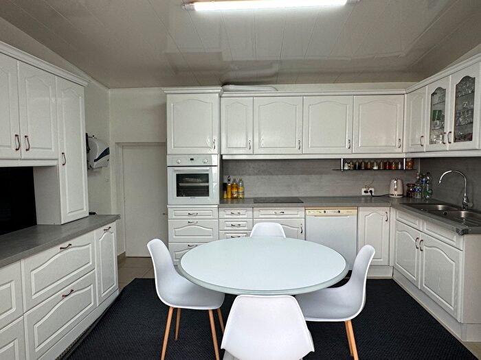 Maison à vendre - Saint-Dizier, Kennedy - 7 pièces - 4 chambres