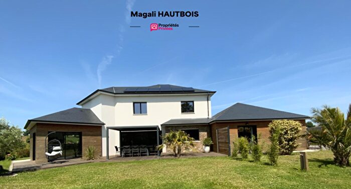 Maison à vendre - Avranches - 11 pièces - 9 chambres