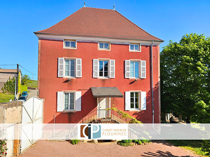 Maison 17 pièces à Solutré-Pouilly, à vendre